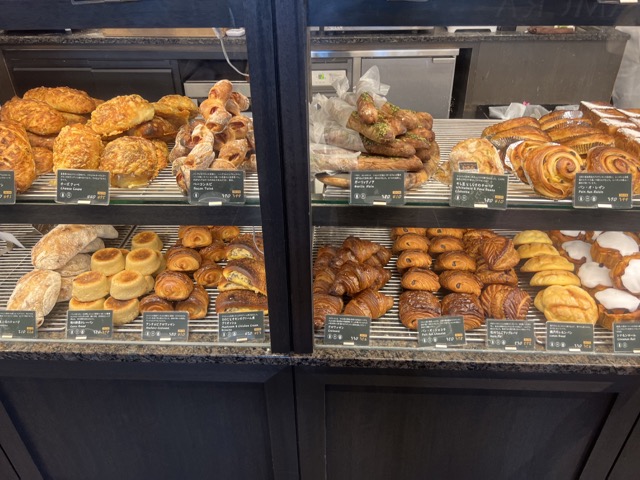 東京丨新宿丨BAKERY ＆ RESTAURANT SAWAMURA丨來自輕井澤人氣麵包店丨澤村新宿