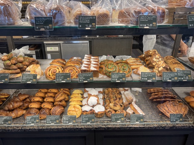東京丨新宿丨BAKERY ＆ RESTAURANT SAWAMURA丨來自輕井澤人氣麵包店丨澤村新宿